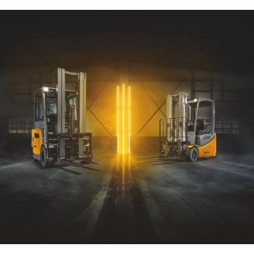 2-ton Three Wheel Electric Forklift